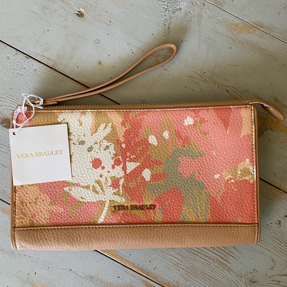 Vera Bradley | Bags | Nwt Vera Bradley Anna Wristlet Leather Canofloral ...